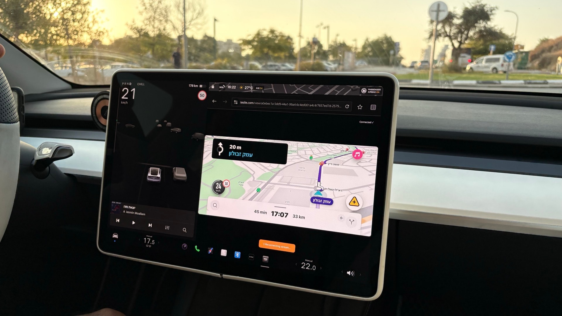 Teslie - iPhone to Tesla made simple